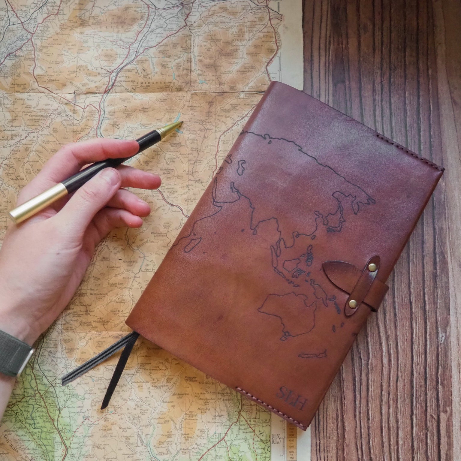 World Map Travel Journal - Leather Cover – HÔRD